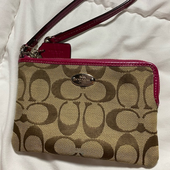 Gently Used Coach Handbags | Paul Smith